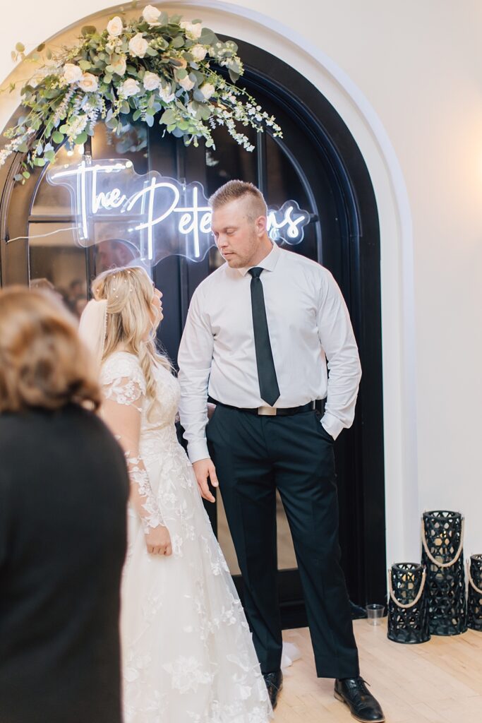 Austin + Tristyn | Snowy Draper Temple Wedding - Truly Photography